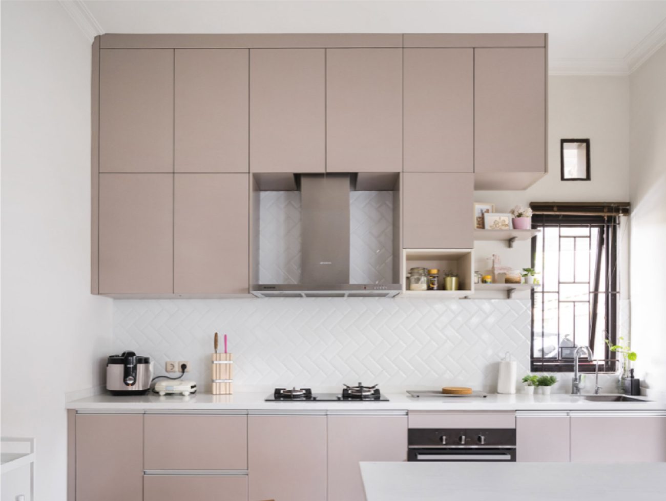 Custom Kitchen Set - MyDecor