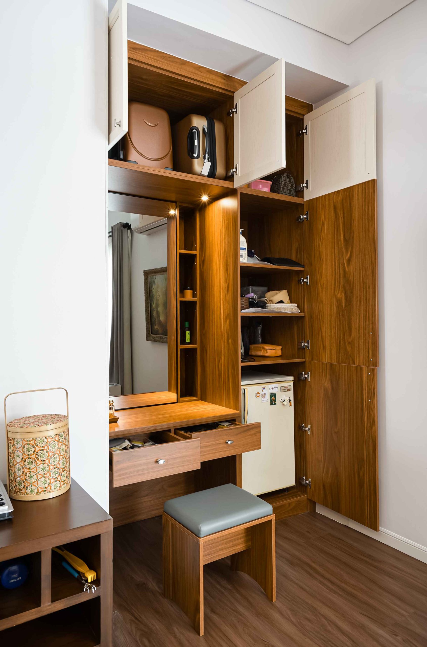 Tips Menata Barang Agar Ruangan Terlihat Rapi - MyDecor